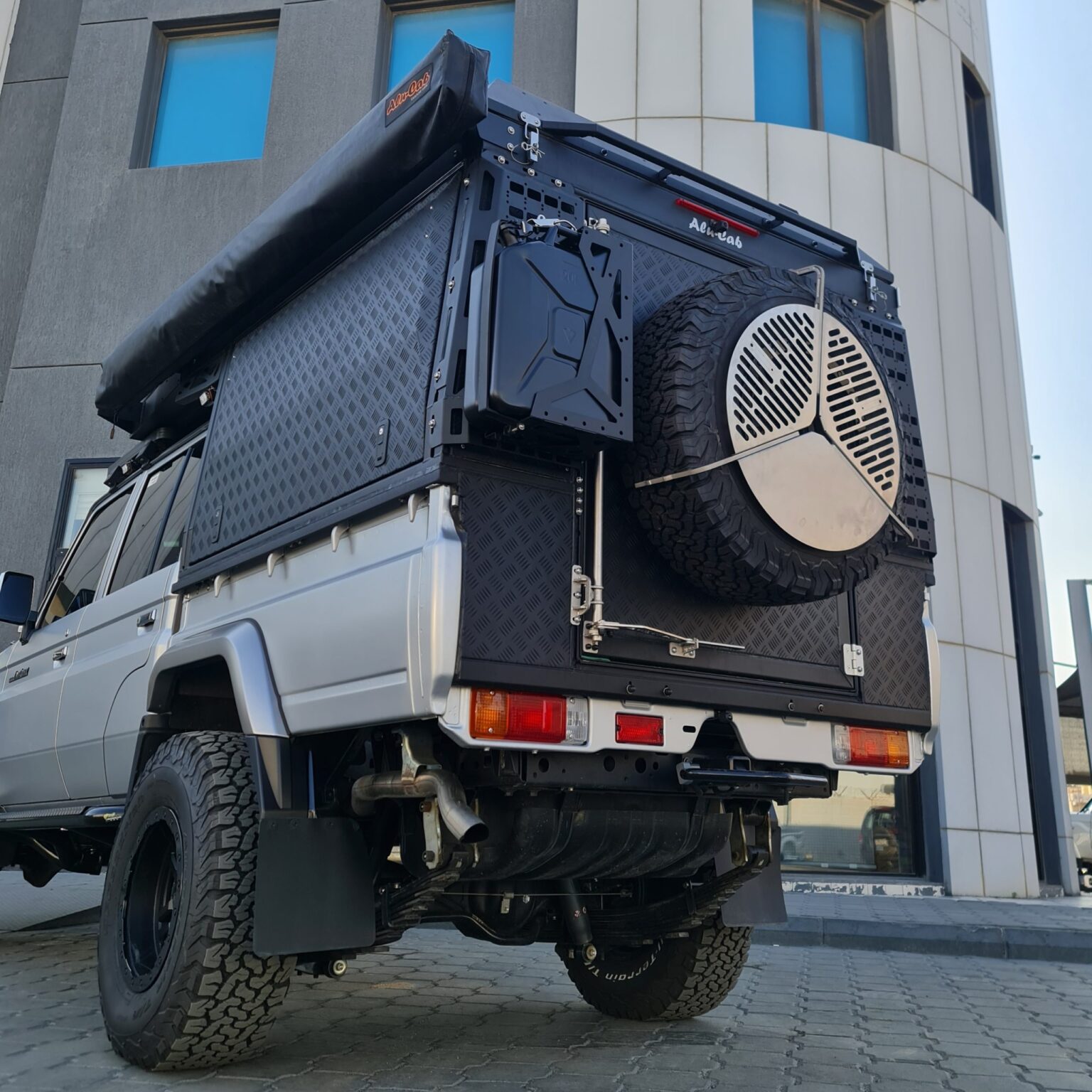LC79 CANOPY CAMPER – Uroffroad UAE