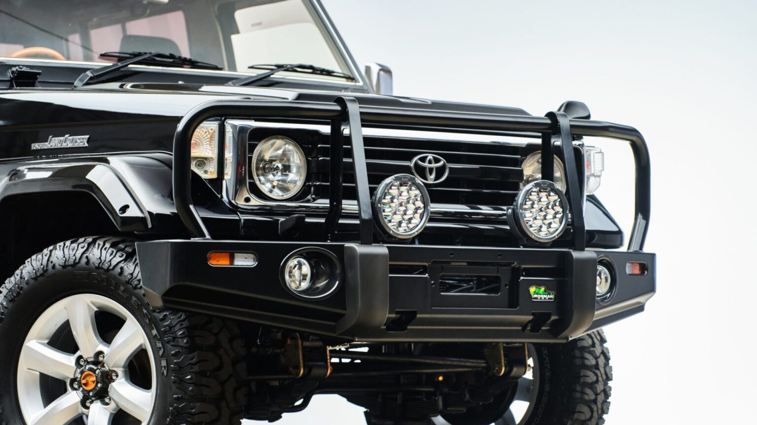 lc79/lc78/lc75 1984-2007 DELUXE BULL BAR – Uroffroad UAE