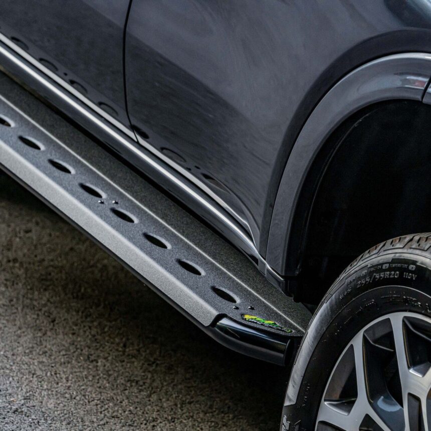 FORD EVEREST 2022+ STEEL SIDE STEPS – Uroffroad UAE